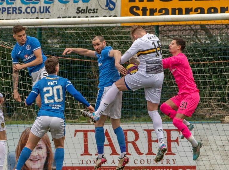 Stranraer 0-2 Dumbarton - Stranraer FC