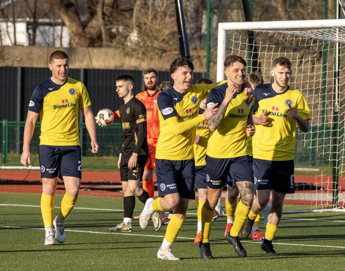 Reid commits future to Stranraer - Stranraer FC