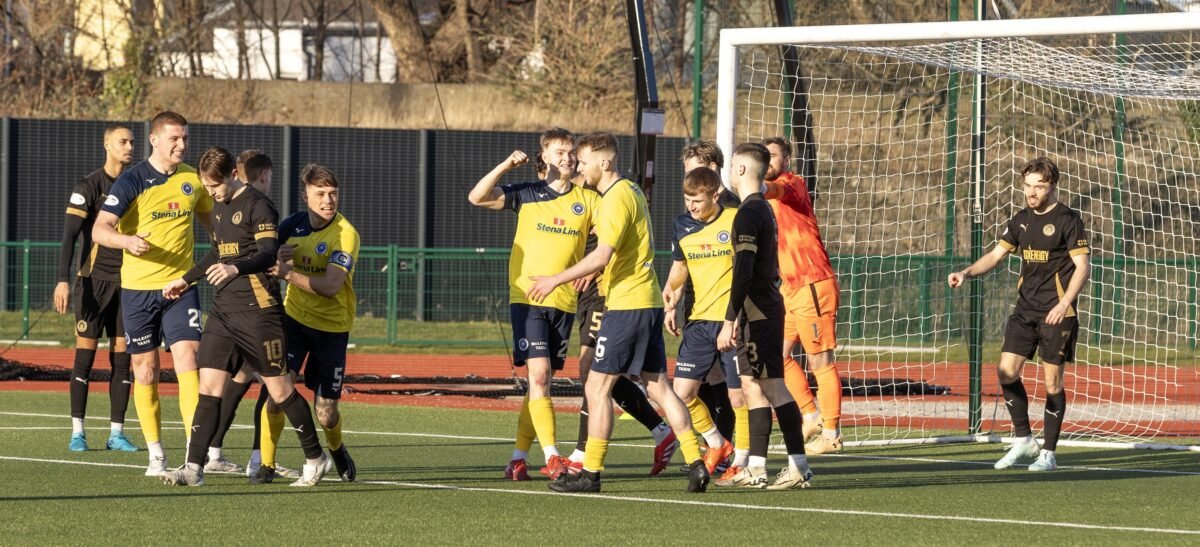 Championship move for Craig Ross - Stranraer FC